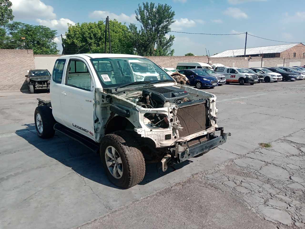 2015 TOYOTA HILUX 3.0D-4D LEGEND 45 XTRA CAB P/U, GoBid Johannesburg South, JLW0JPZA