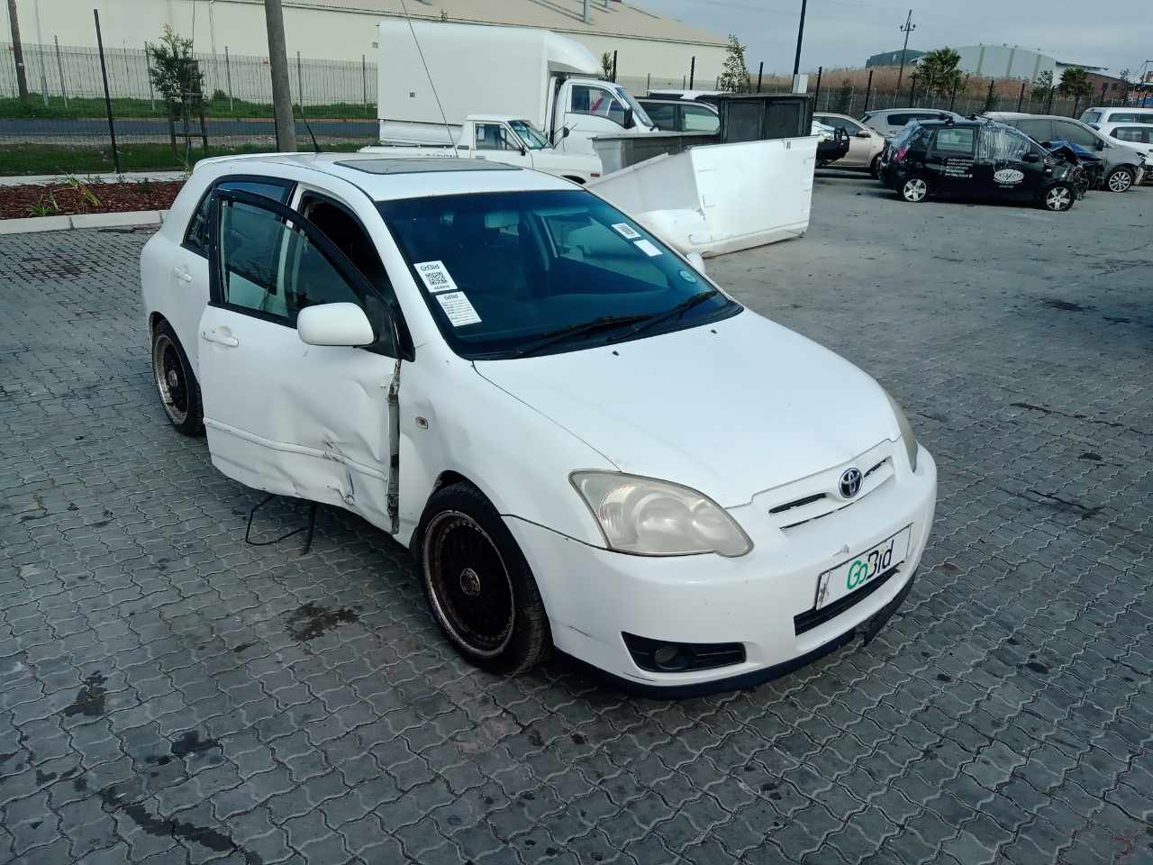 2004 TOYOTA RunX 180i RX, GoBid Cape Town, QLGLXBAS