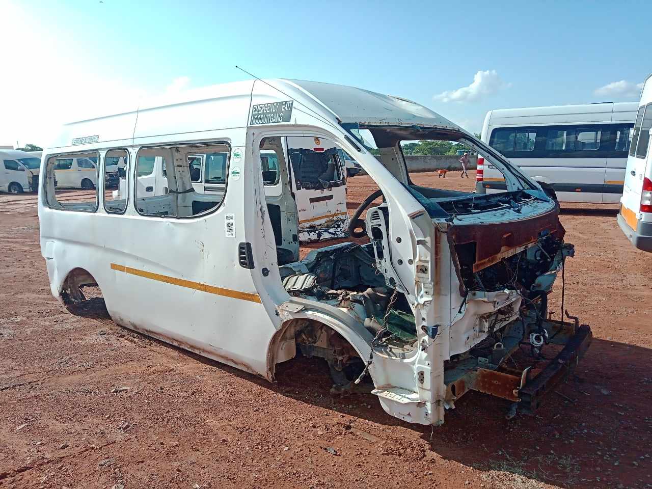 2015 NISSAN NV350 2.5 16 SEAT IMPENDULO, GoBid Pretoria, UEEXXMYC