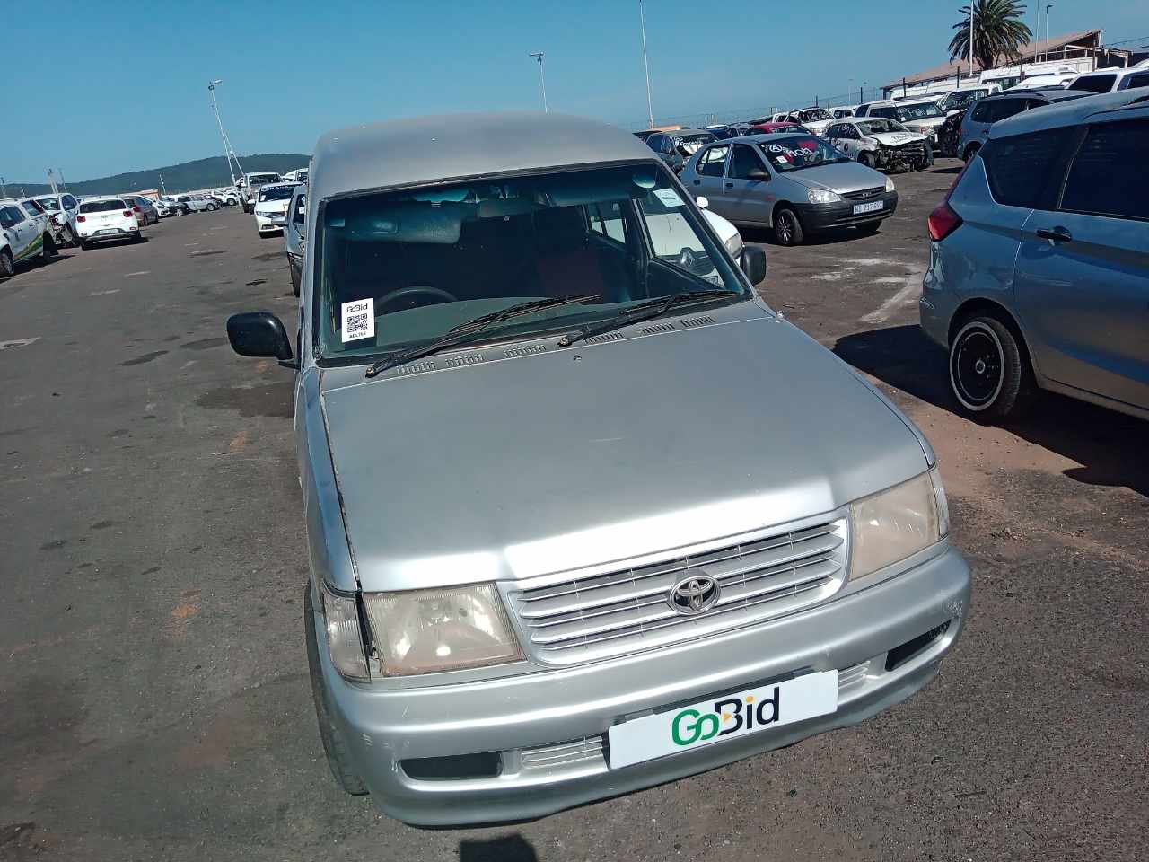 2003 TOYOTA CONDOR 2400i, GoBid Durban, XMV3LSBE