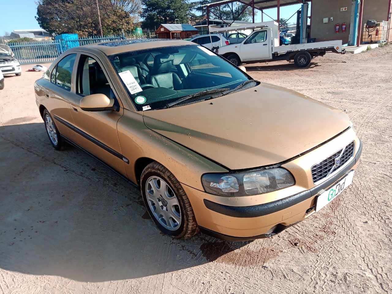 2001 VOLVO S60 T5 A/T, GoBid Sandton, N1CB2EIM