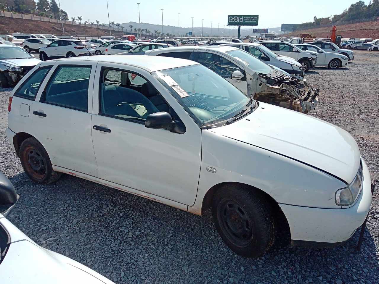 2001 VOLKSWAGEN POLO PLAYA 1.6, GoBid Centurion, YX7HEKJP