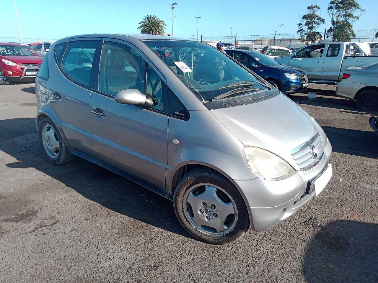 2001 MERCEDES-BENZ A 190 ELEGANCE, GoBid Durban, LVGFOWQJ