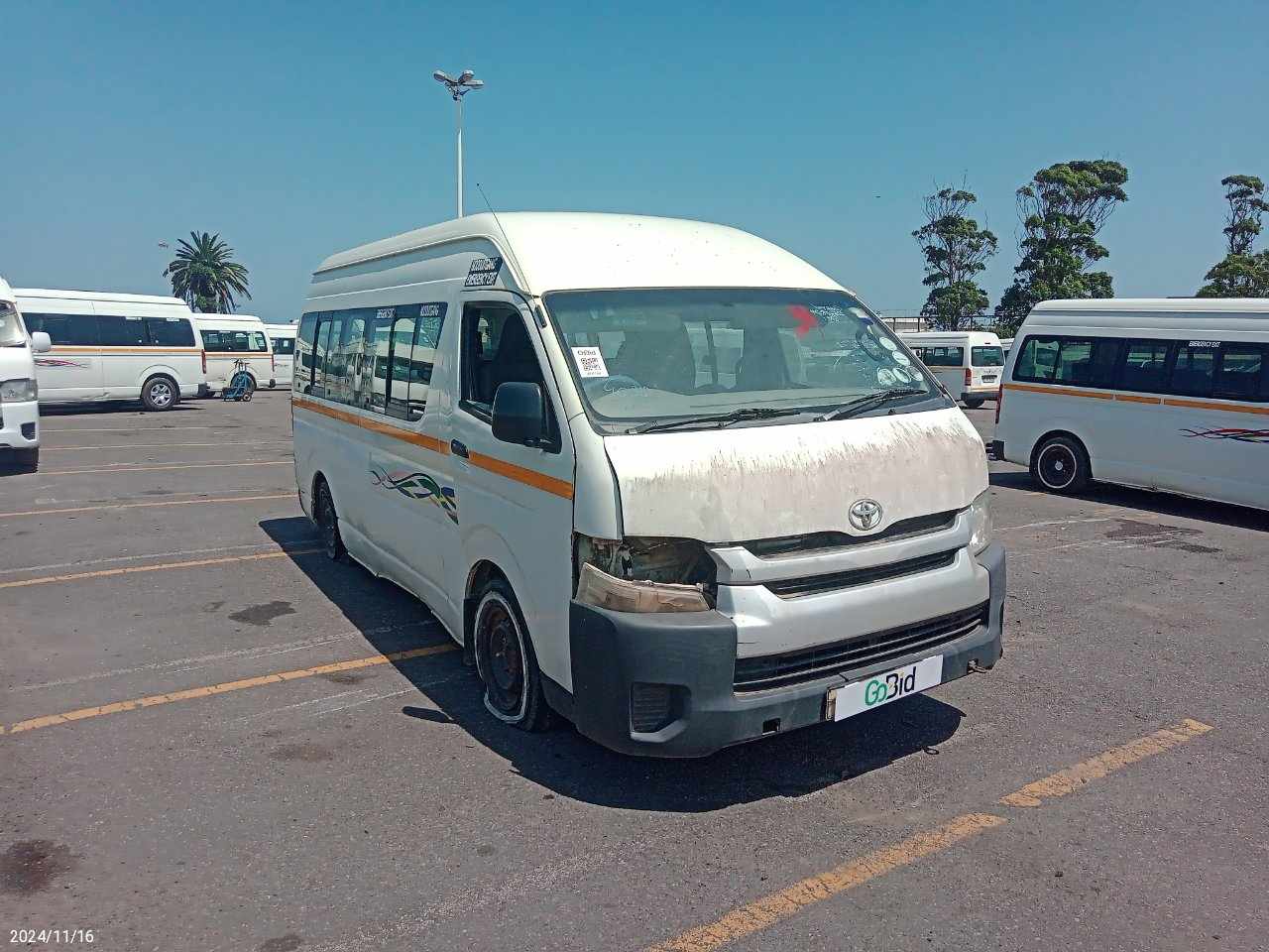 2015 TOYOTA QUANTUM/HIACE 2.7 SESFIKILE 16s, GoBid Durban, UFF4VAKA