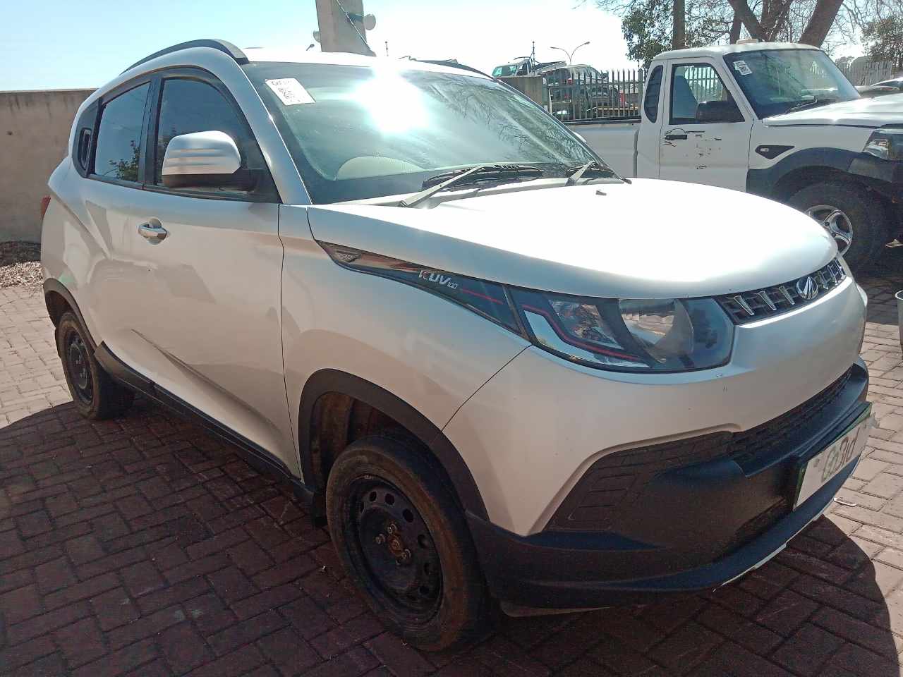 2016 MAHINDRA KUV 100 1.2TD K6+, GoBid Bloemfontein, 9N7OJFKZ