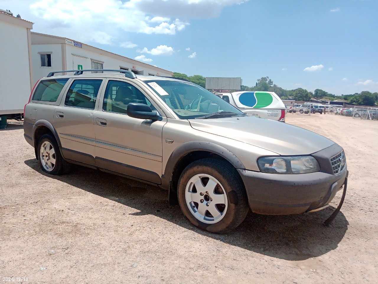 2002 VOLVO V70 2.4T XC A/T, GoBid West Rand, KGGFID4L