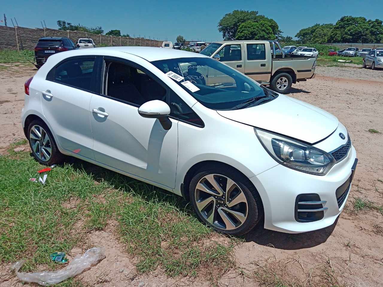 2015 KIA RIO 1.4 TEC 5DR, GoBid West Rand, WC3CIJNW