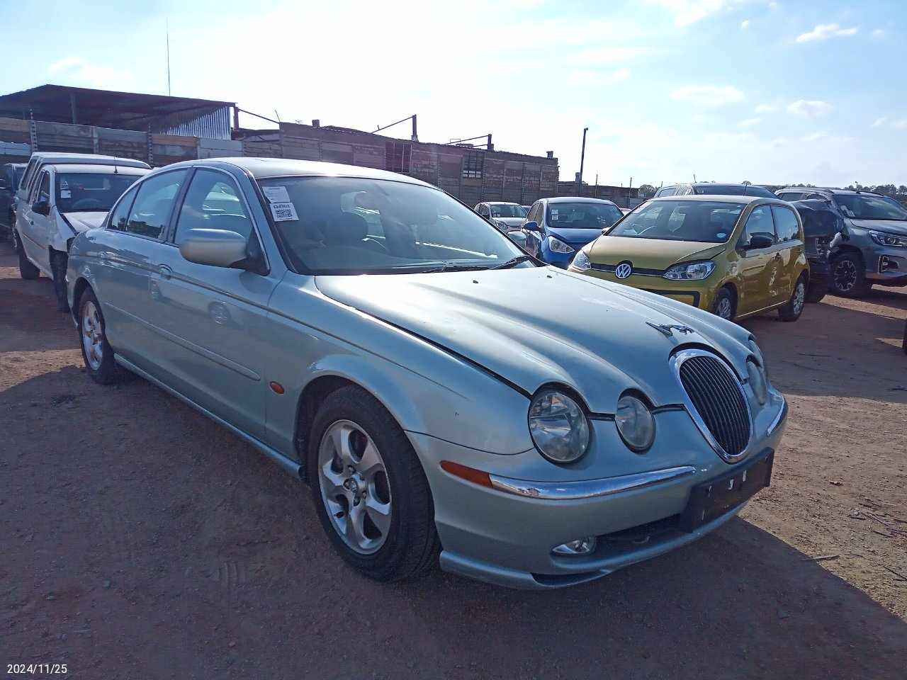 2000 JAGUAR S-TYPE 4.0 V8 A/T, GoBid Kempton Park, X985PJIO
